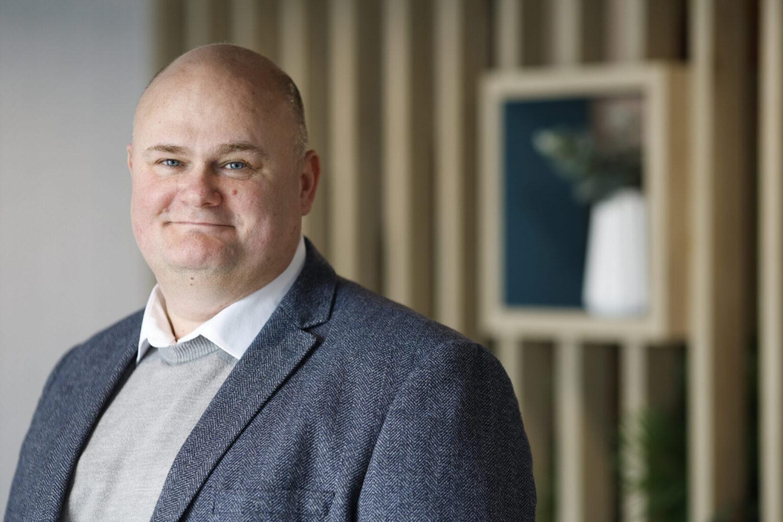 Improving Cost Efficiency Using FinOps and Oracle Cloud Infrastructure - Version 1 - US